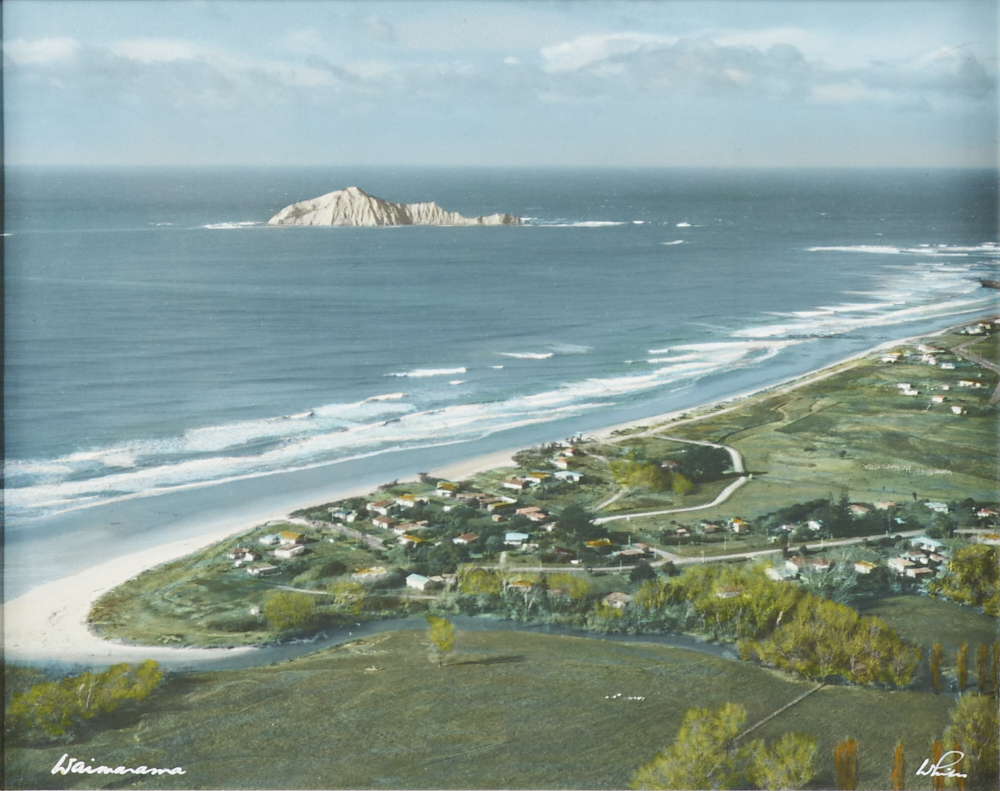 WHITE’S AVIATION Waimarama