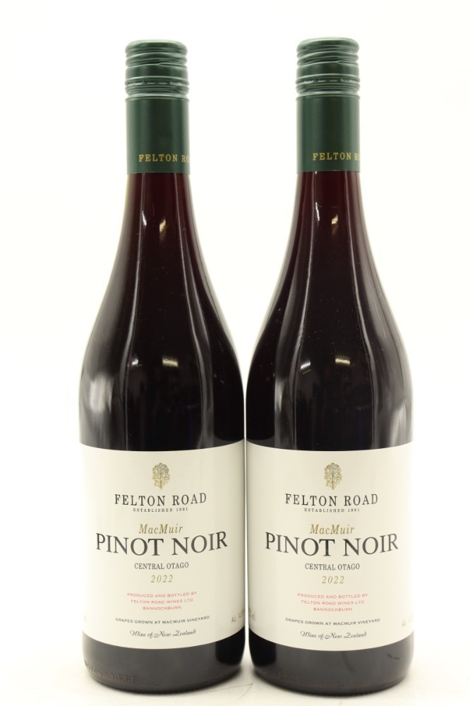 (2) 2022 Felton Road MacMuir Pinot Noir, Central Otago [JR17.5]