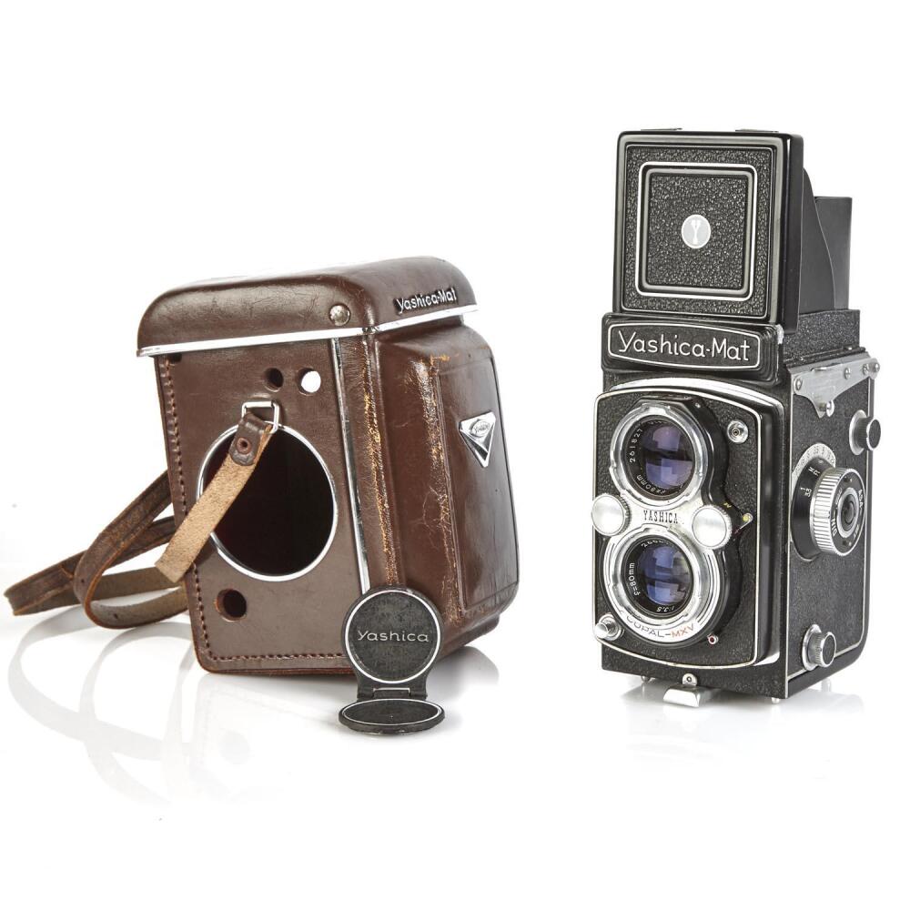 YASHICA (Japan): A TLR Camera