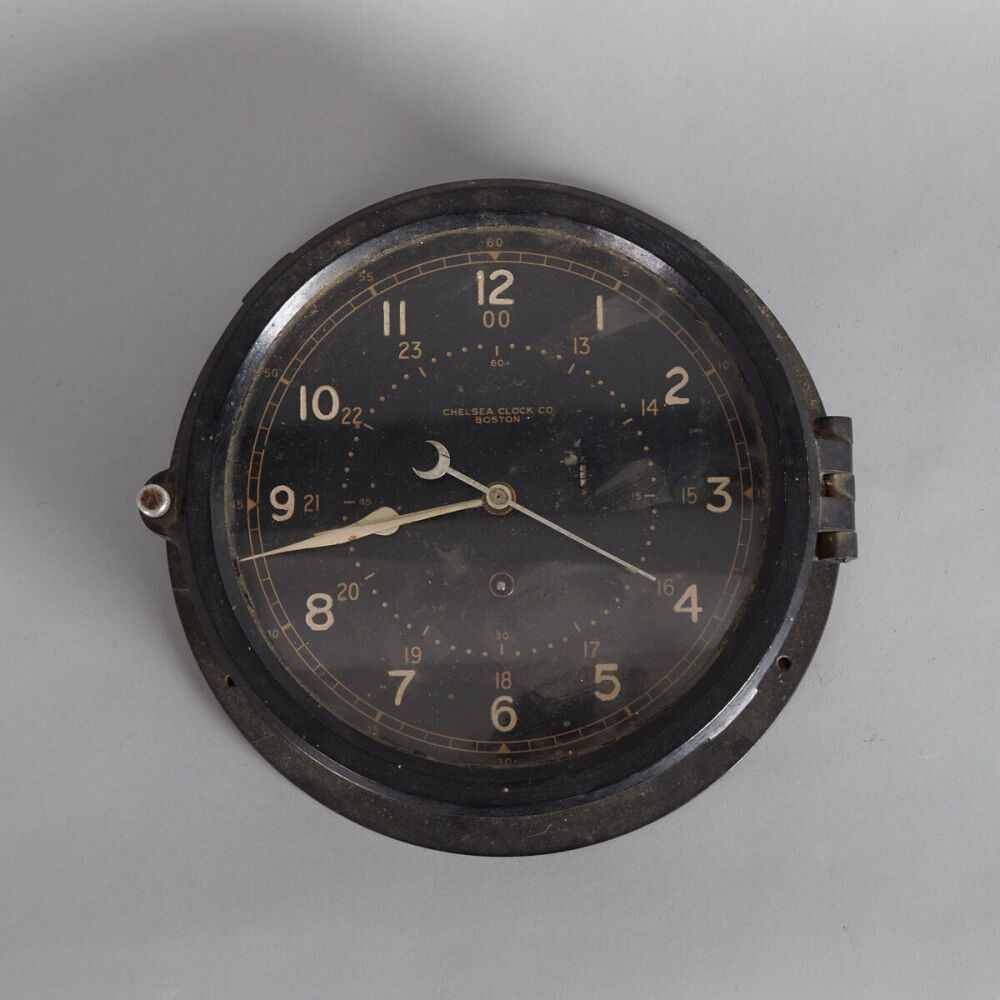 A Vintage WW2 Bakelite Chelsea Deck Clock from the US Navy
