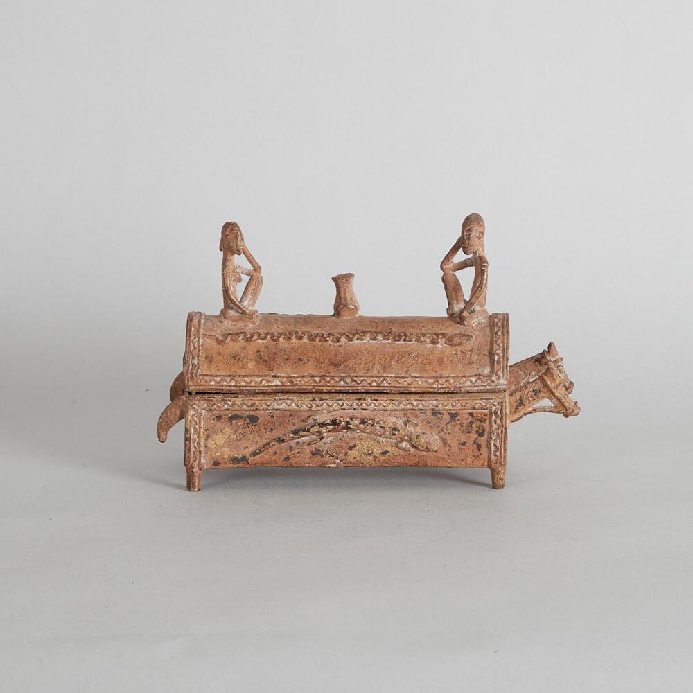 A Dogon Waro Box