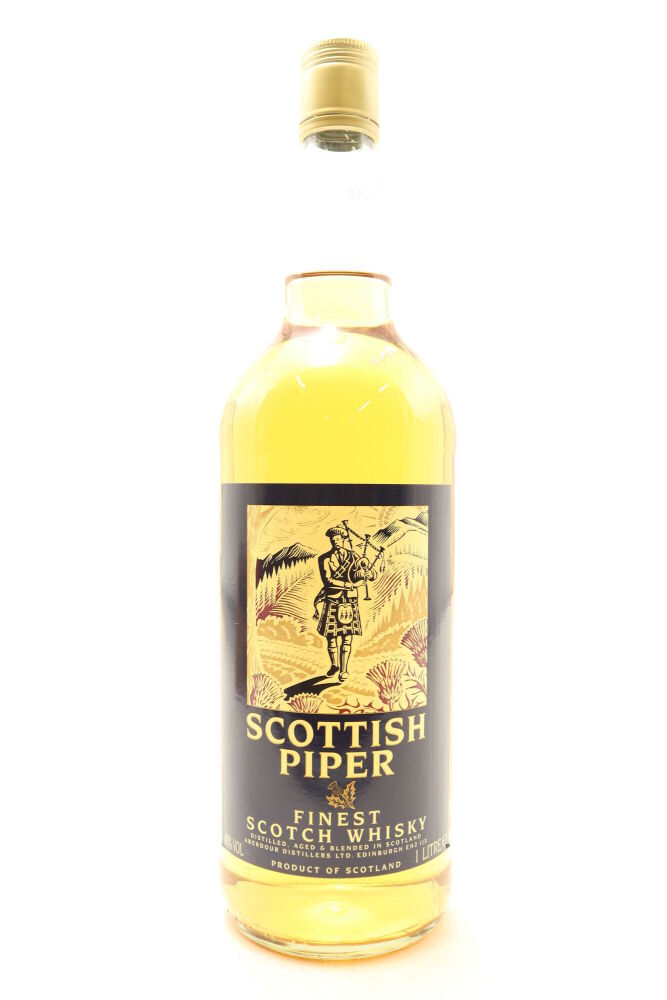(1) Scottish Piper Blended Scotch Whisky, 40% ABV, 1000ml