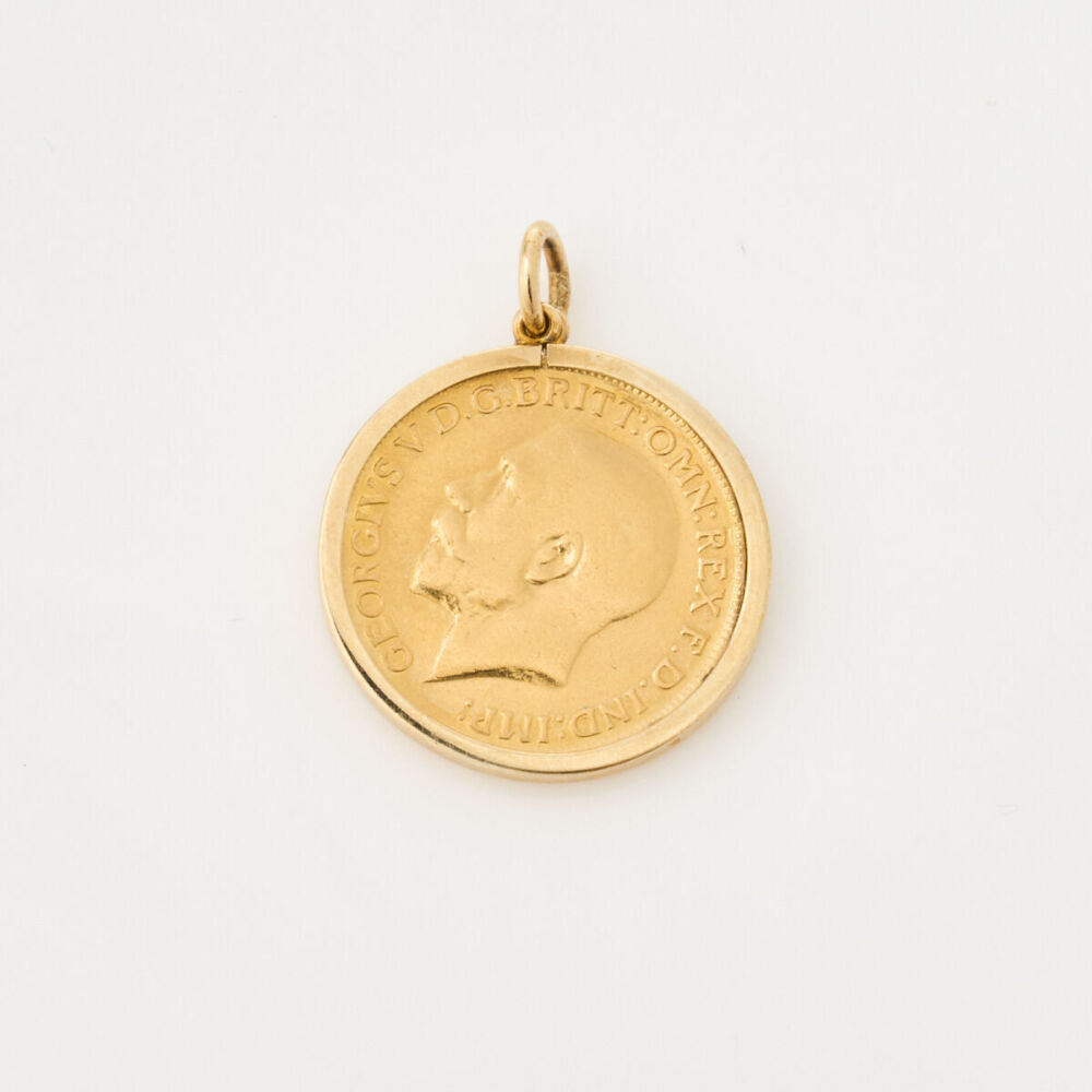 1914, Full Sovereign Coin, in 9ct Yellow Gold Frame