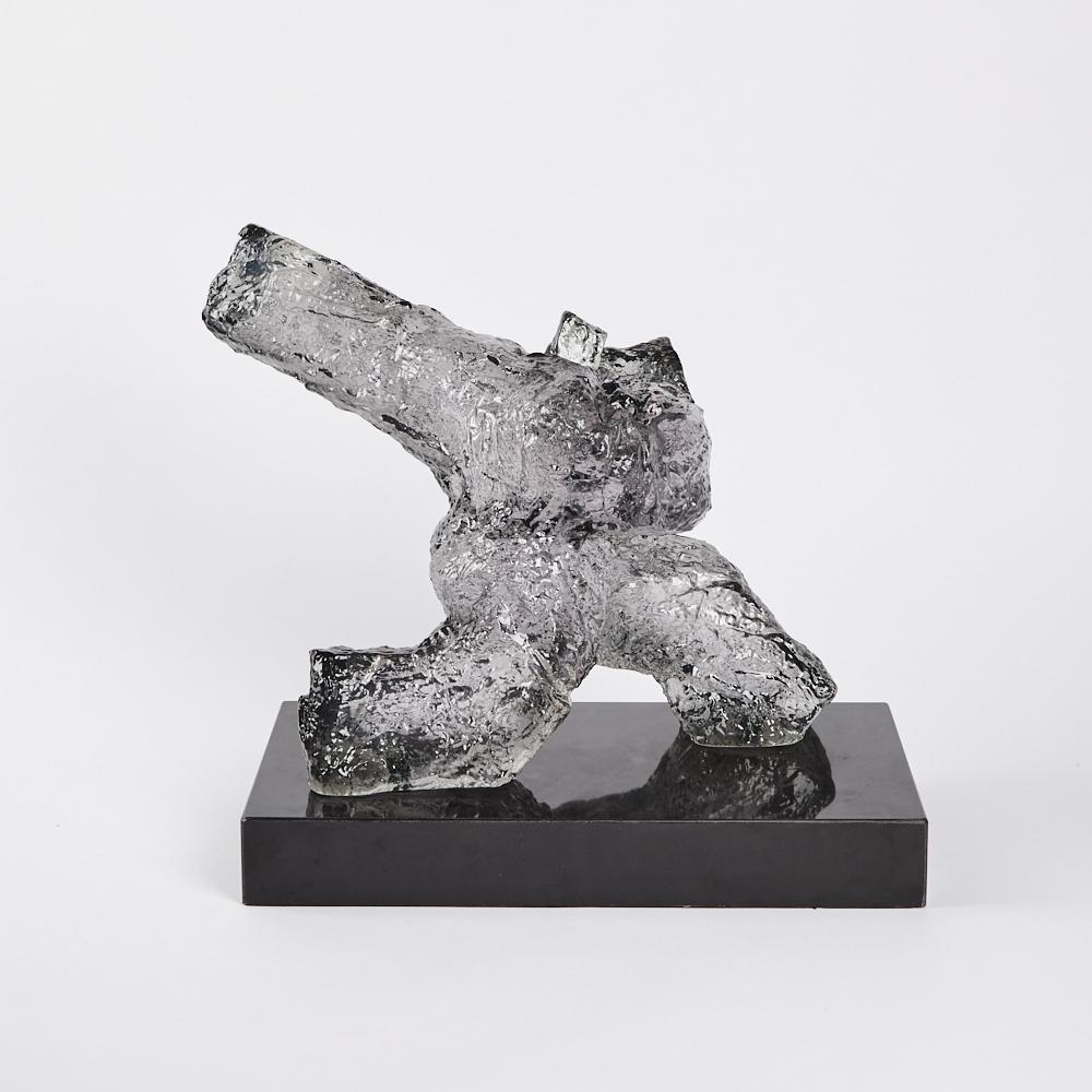 杨屹 YI YANG Releasing