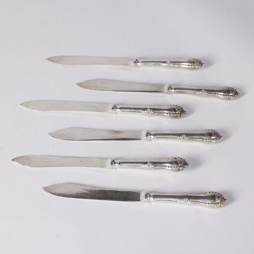 A Set Of Six Chesterfield Plate Butter Knives