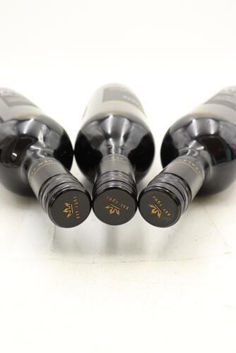 (3) 2018 Villa Maria Reserve Cabernet Sauvignon - Merlot, Gimblett Gravels