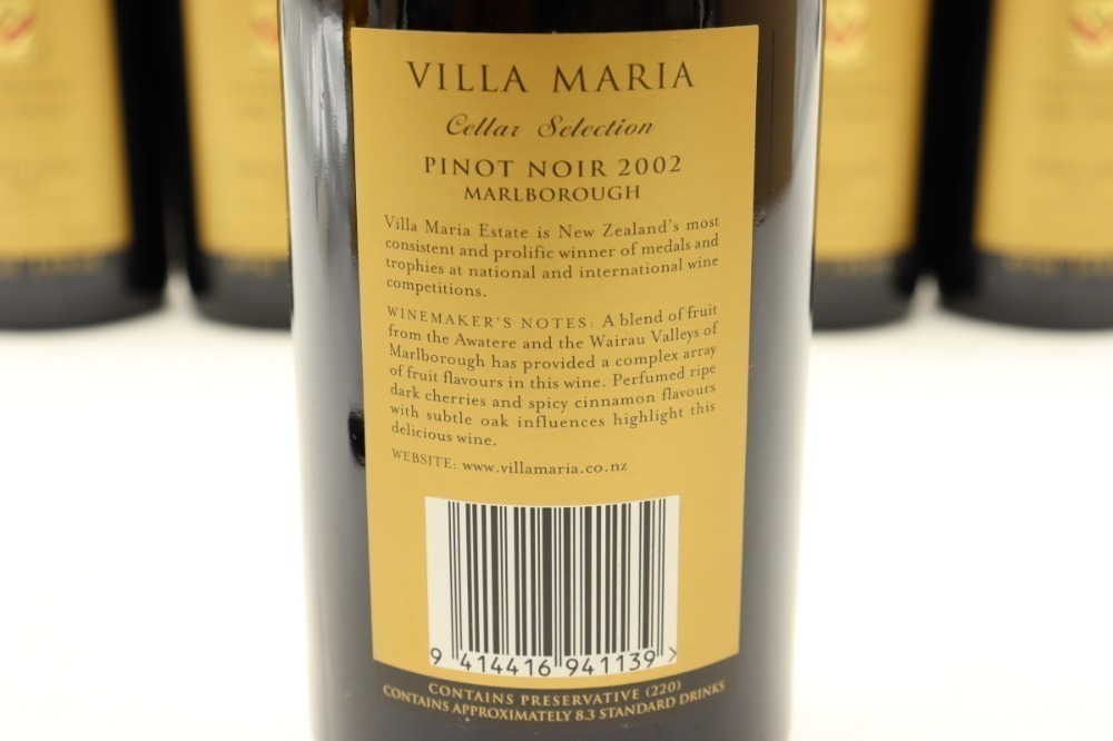 (5) 2002 Villa Maria Cellar Selection Pinot Noir, Marlborough