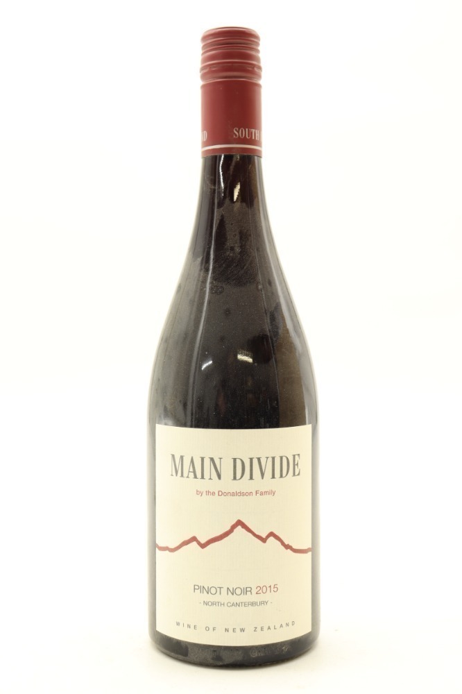 (1) 2015 Main Divide Pinot Noir, Canterbury