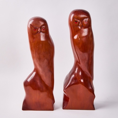 A Pair of Manu Ariki Ruru Figures