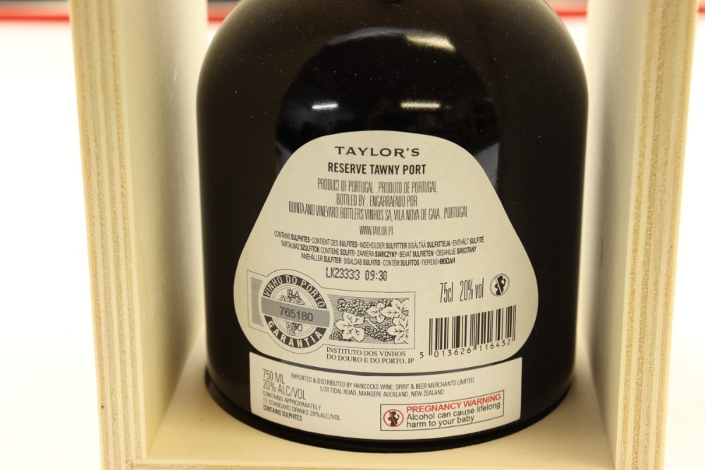 (6) Taylor Fladgate Historical Collection III 'The Mallet' Reserve ...