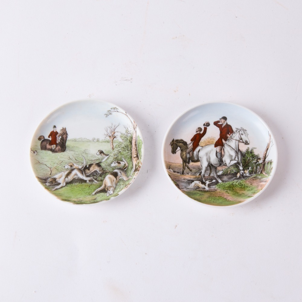Two Small Kaiser Hunting Scene Dishes