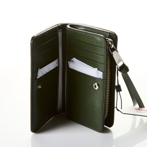 Marc Jacobs x Peanuts Khaki Green Wallet - As new